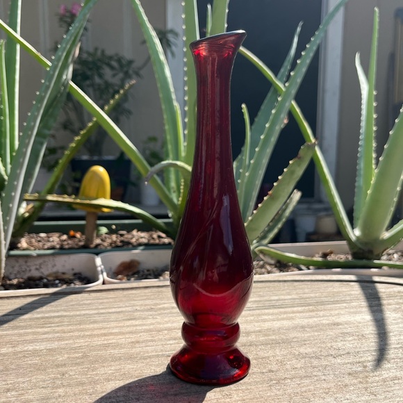 Avon | Accents | Vintage Avon Perfume Decanterbud Vase | Poshmark